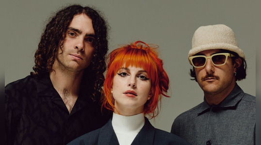 Paramore Web